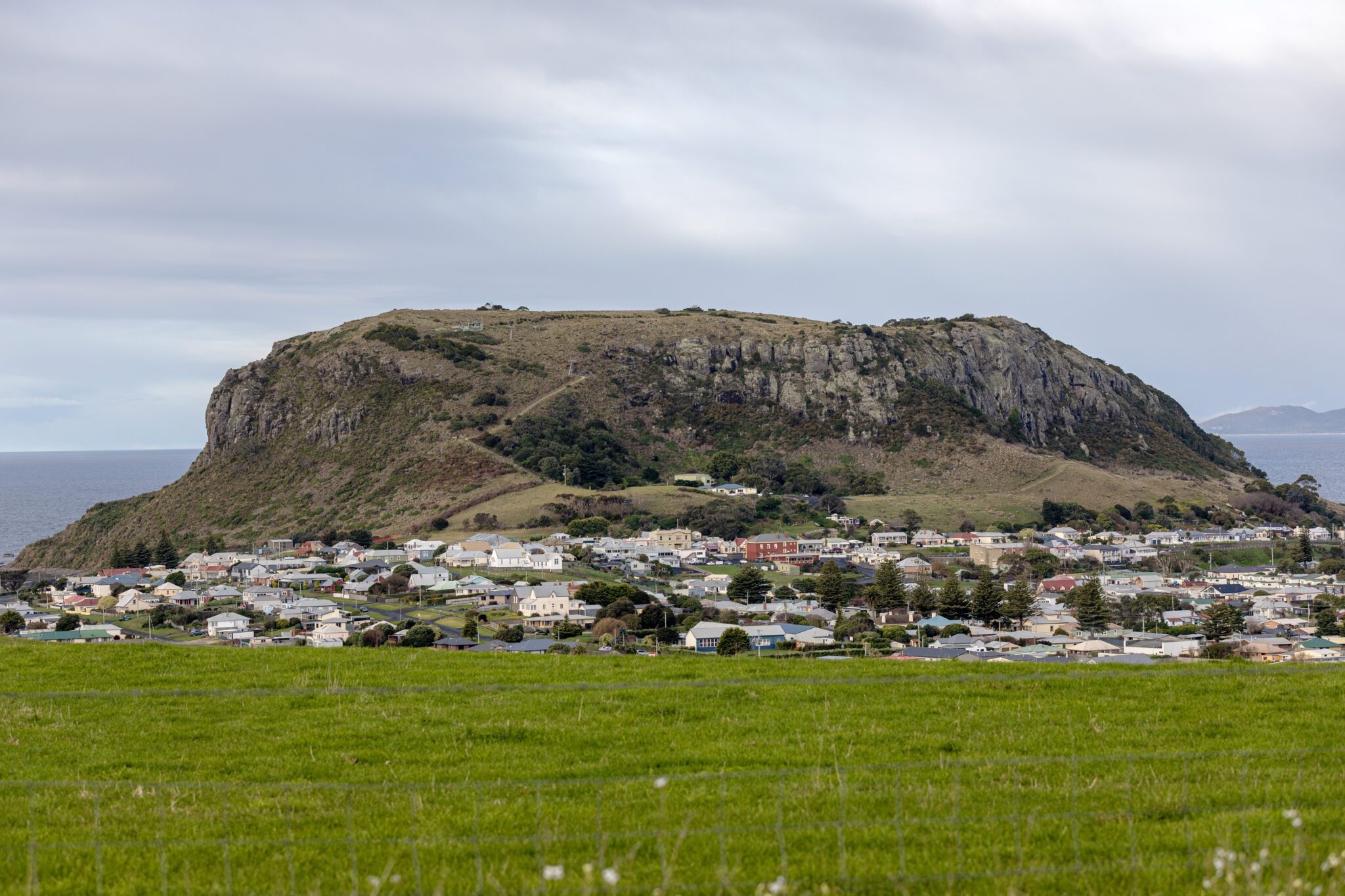 Tasmania | Stanley – Climbing The Nut - Monty and Me